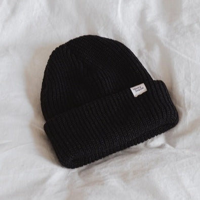 Black Super Puff Beanie – Sunday Blooms