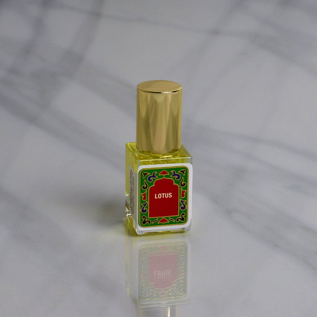 Lotus Perfume – Sunday Blooms